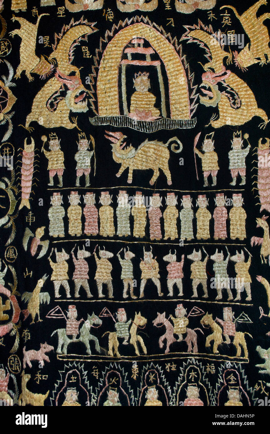 Vietnam traditional textile pattern hi-res stock photography and images ...