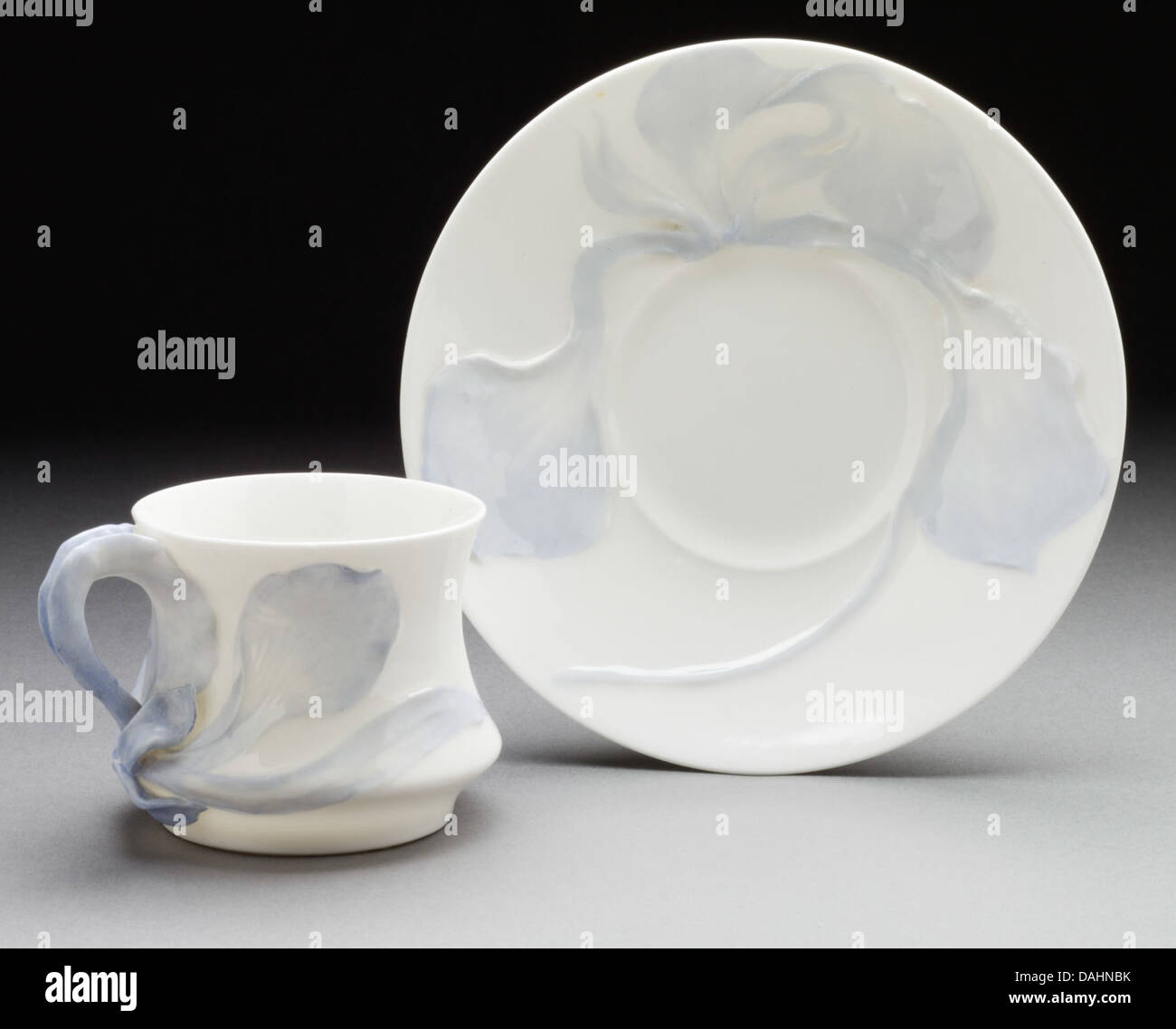 Intricate cup and saucer hi-res stock photography and images - Alamy