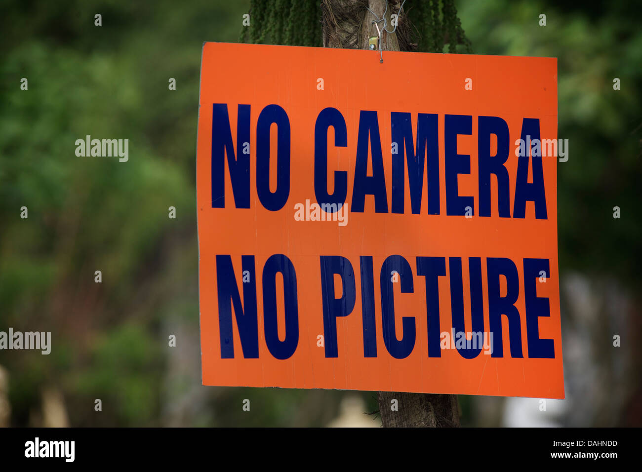 Photography prohibited hi-res stock photography and images - Alamy