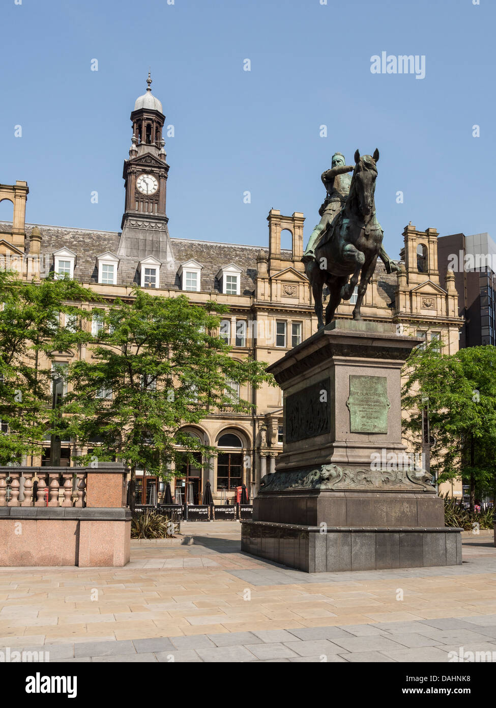 City square black prince statue hi-res stock photography and images - Alamy