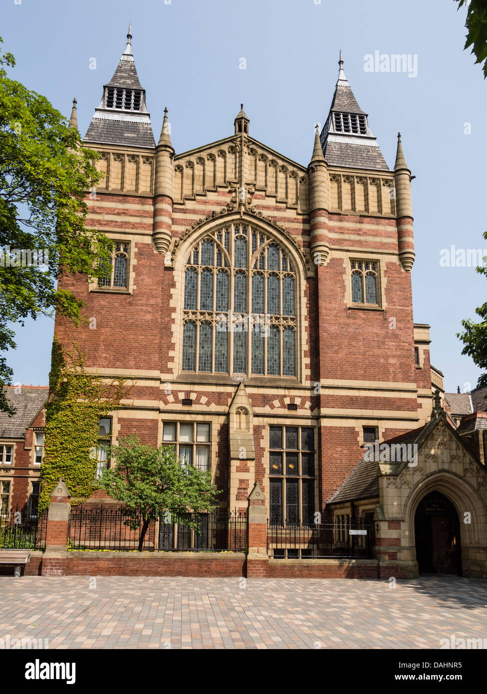 Leeds university hi-res stock photography and images - Alamy