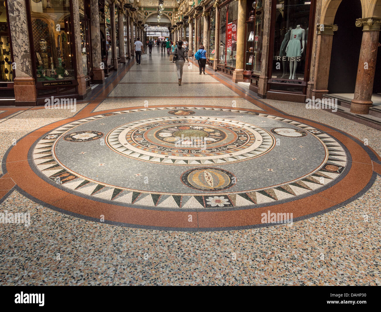 Victorian retail arcade hi-res stock photography and images - Alamy