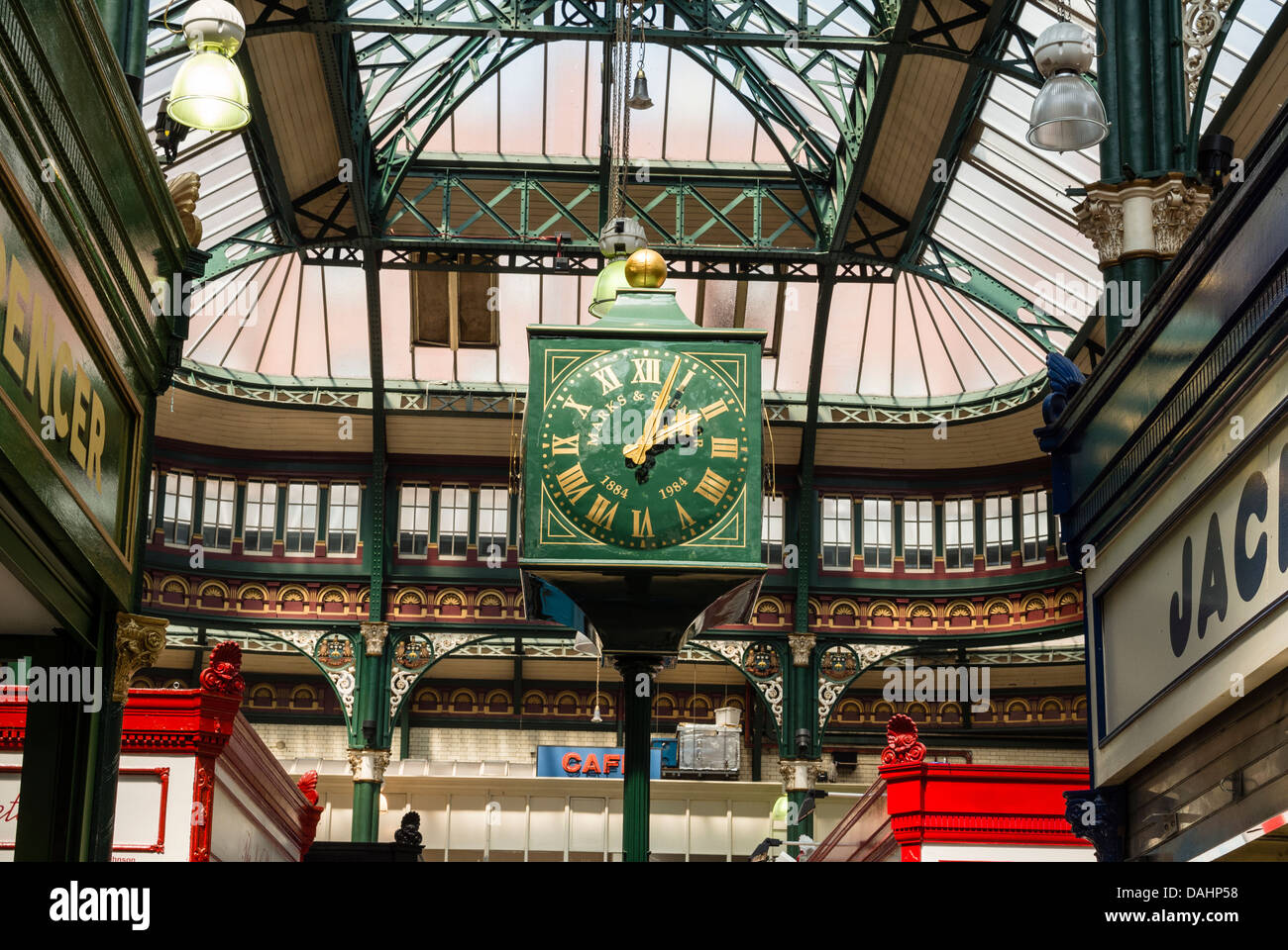 Victorian market city leeds hi-res stock photography and images - Alamy