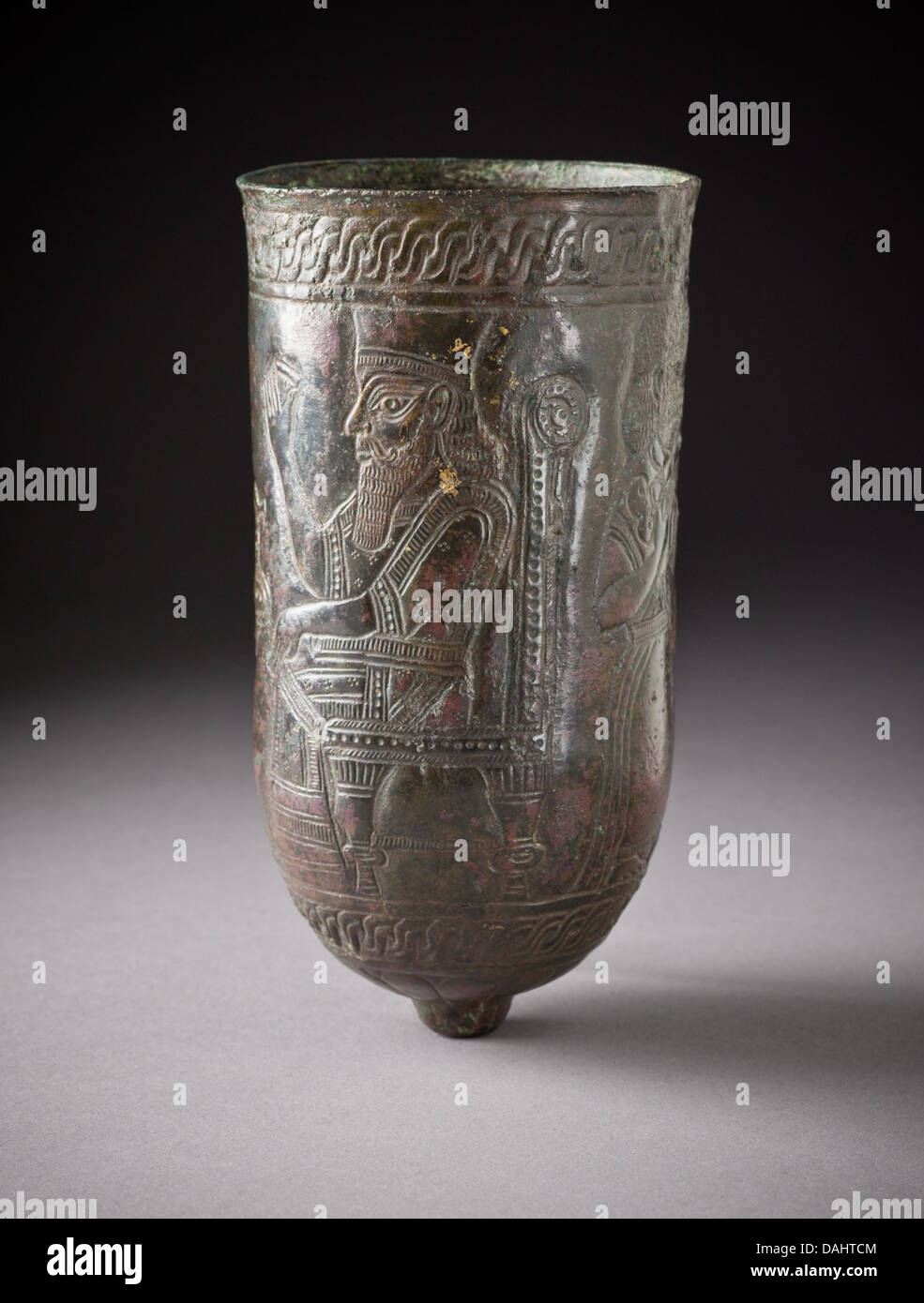 Situla egyptian hi-res stock photography and images - Alamy