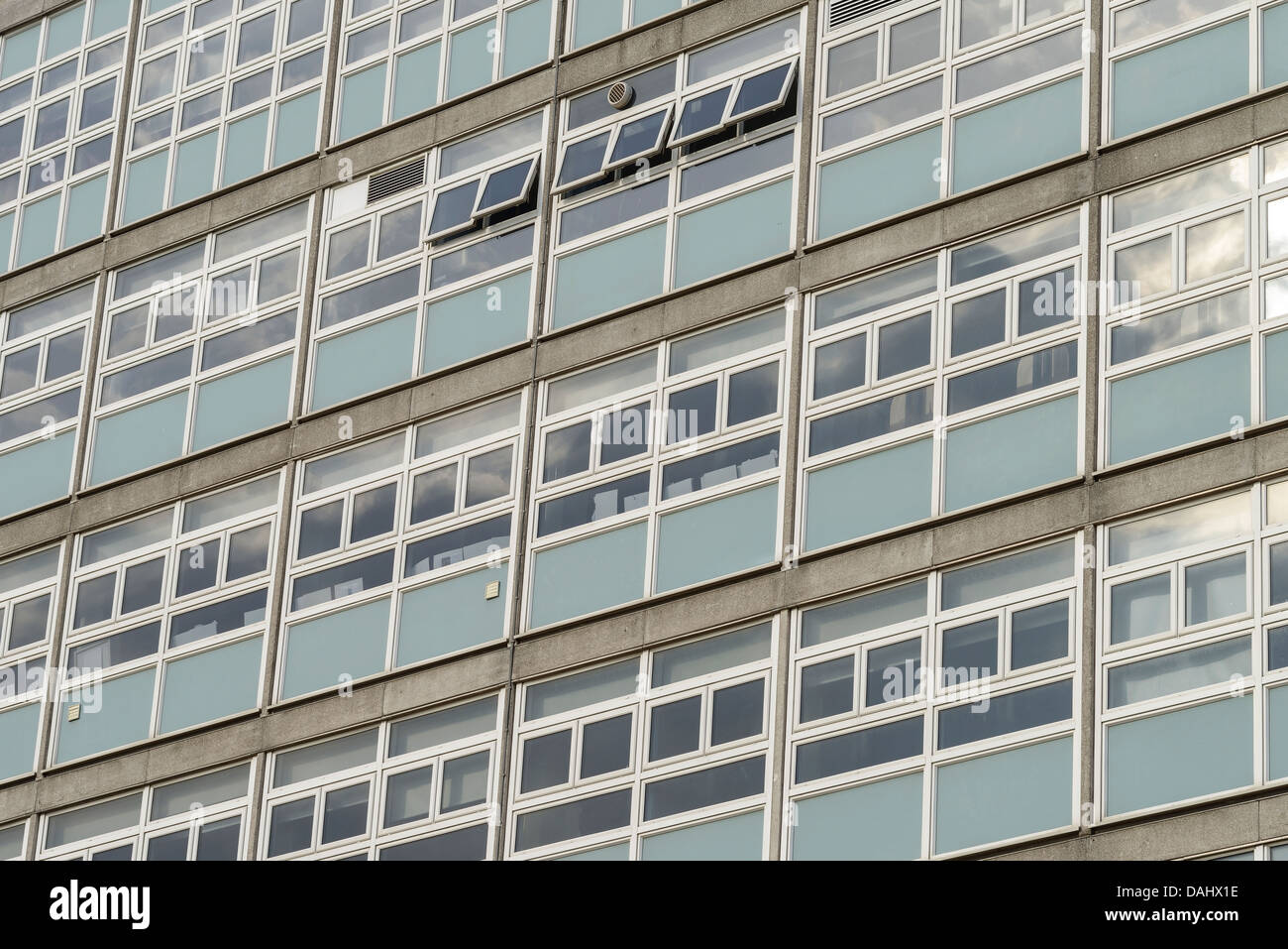 Hull College building in Hull city centre UK Stock Photo - Alamy