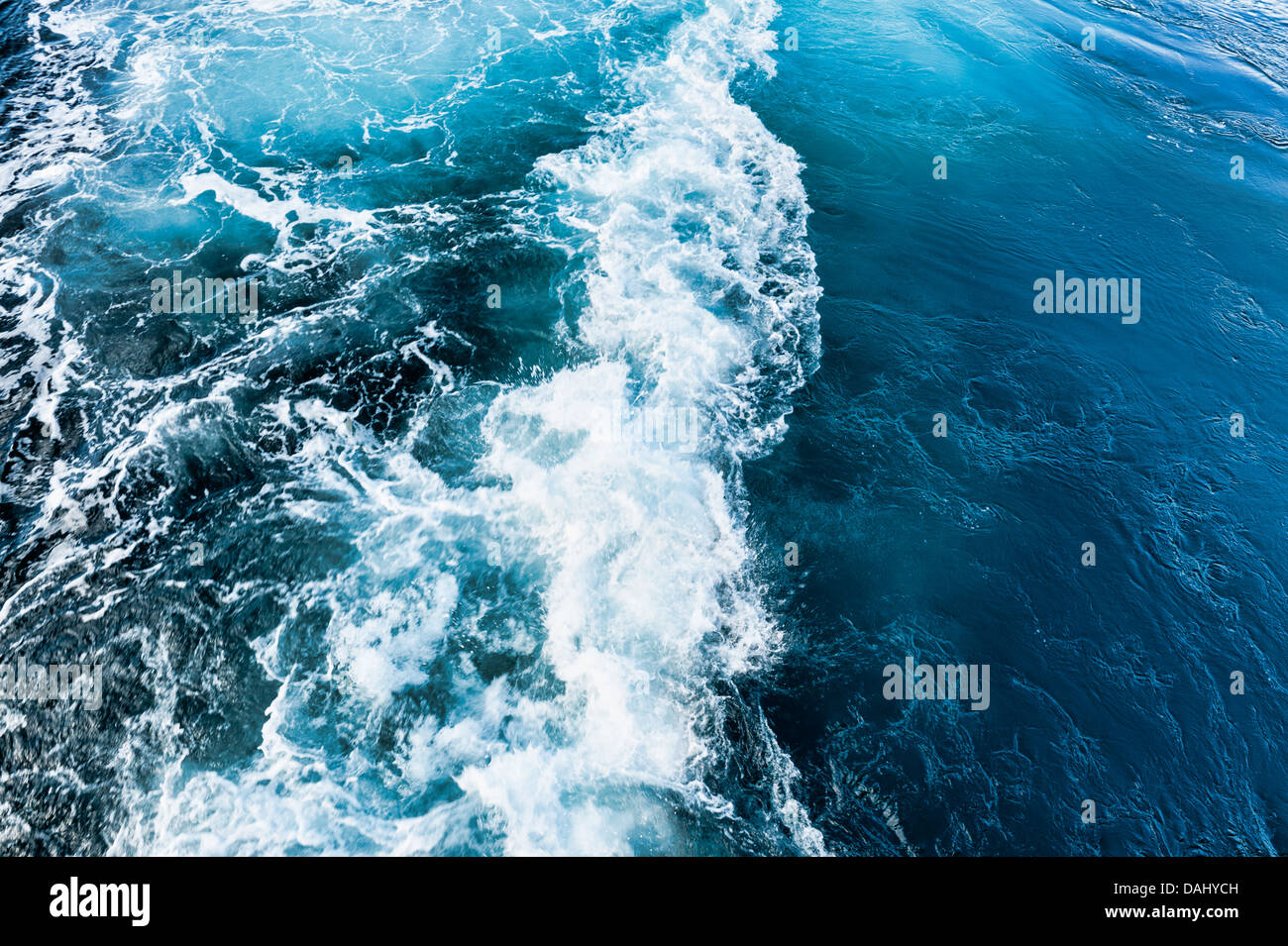 Propeller track hi-res stock photography and images - Alamy