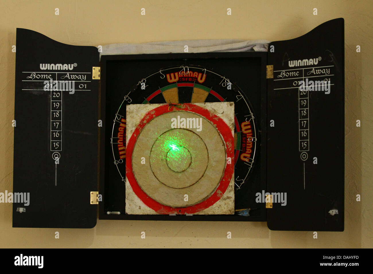 Pea shooter hi-res stock photography and images - Alamy