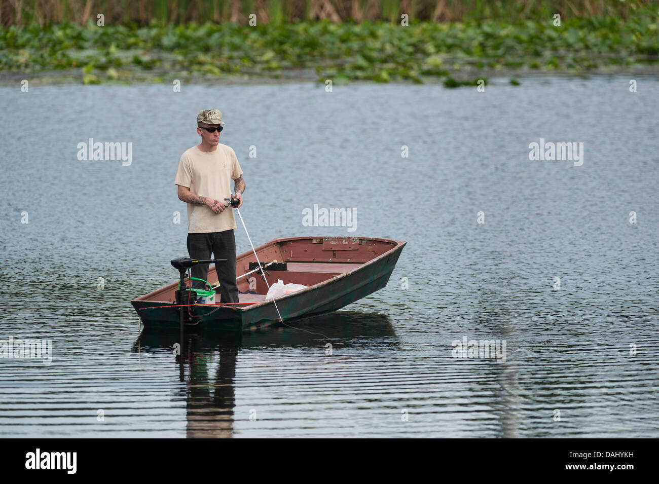 Skinny Man High Resolution Stock Photography and Images - Alamy