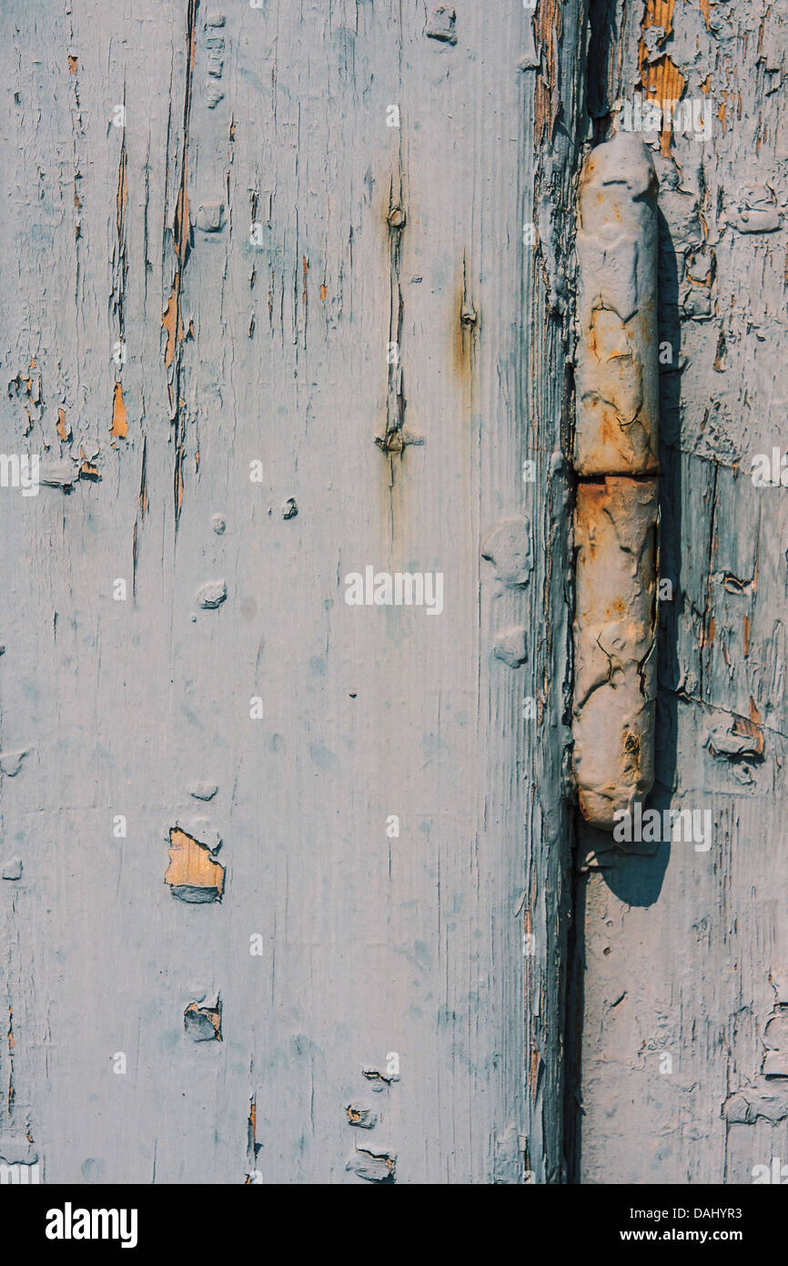 Old rusty hinge Stock Photo - Alamy