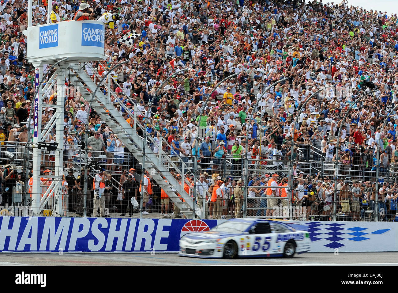 Nascar racing finish line hi-res stock photography and images - Alamy