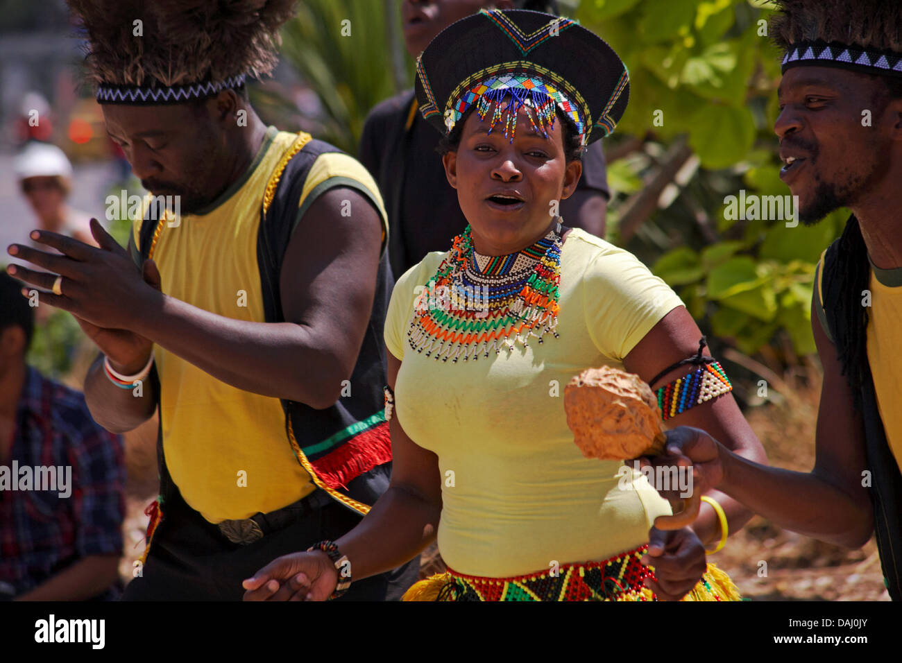 Zimbabwe dance hi-res stock photography and images - Alamy