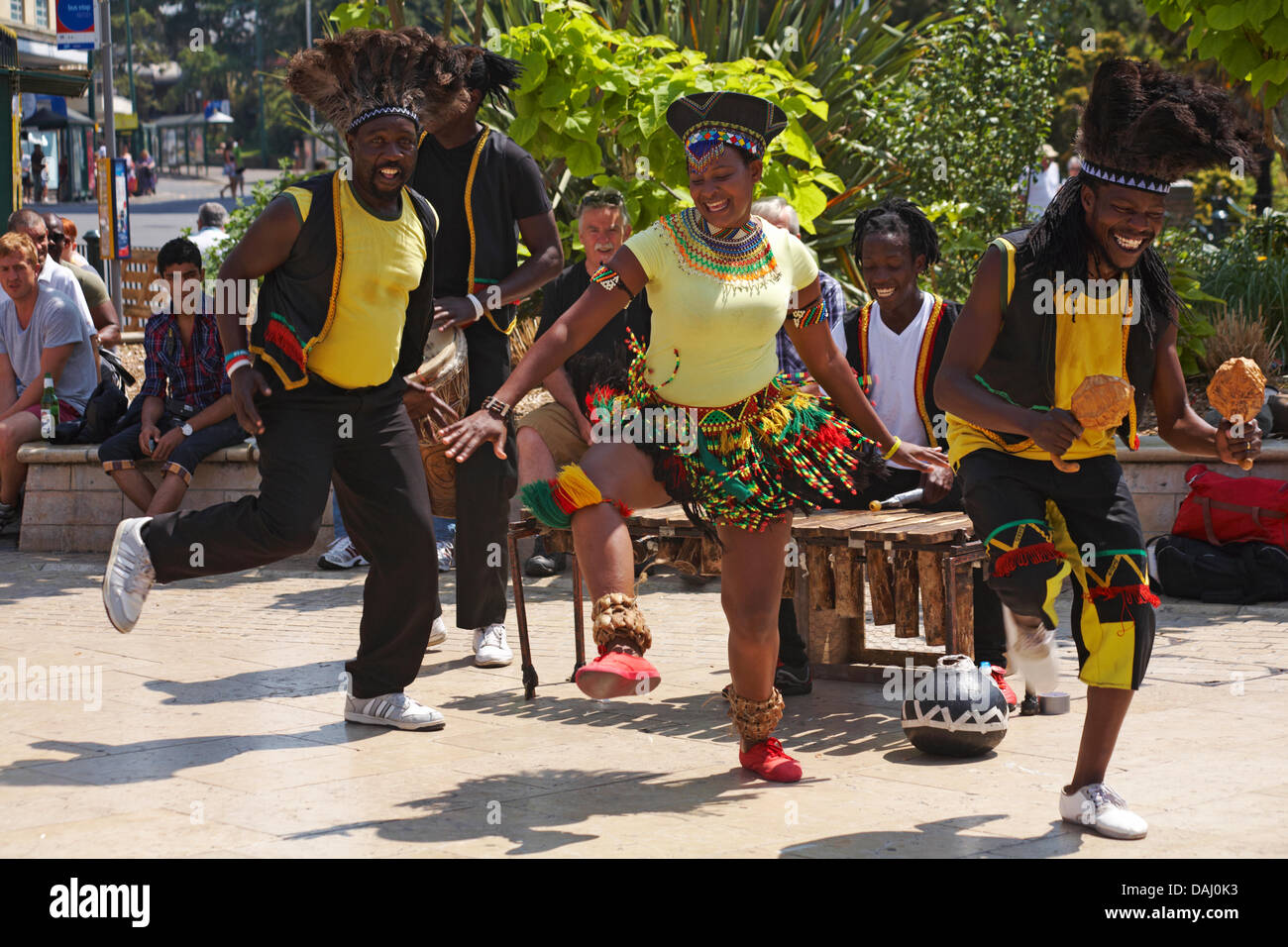 Traditional dancer zimbabwe hi-res stock photography and images - Alamy
