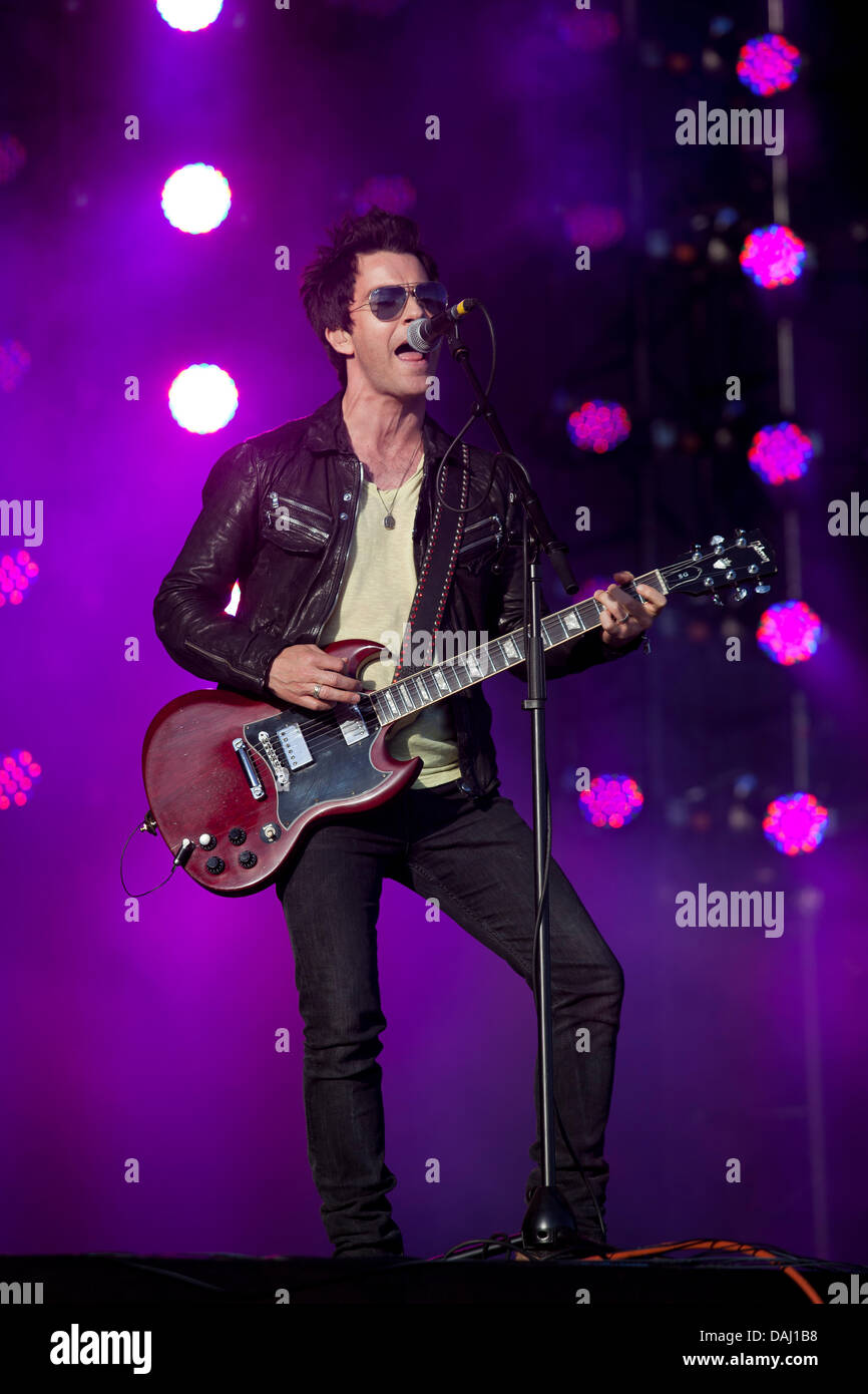 Kelly jones singer hi-res stock photography and images - Alamy