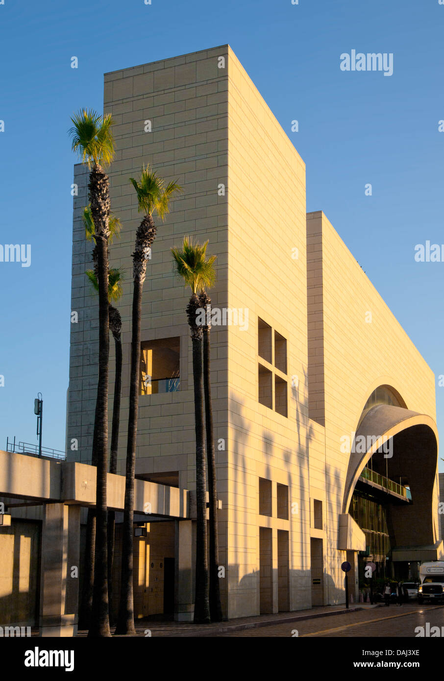 The Patsaouras Transit Plaza at Union Station in Los Angeles, CA, 2012 Stock Photo - Alamy