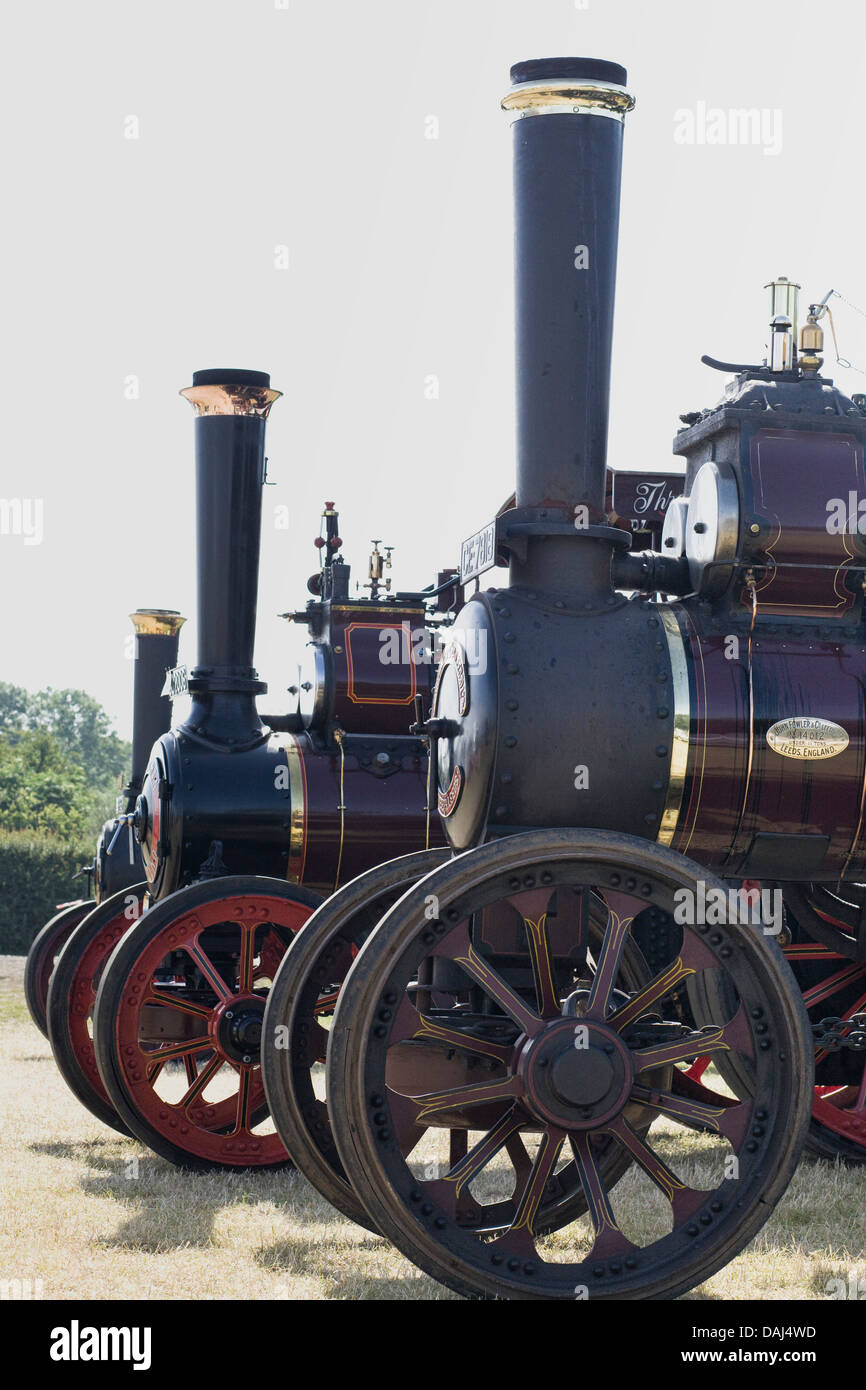 Live steam hi-res stock photography and images - Alamy