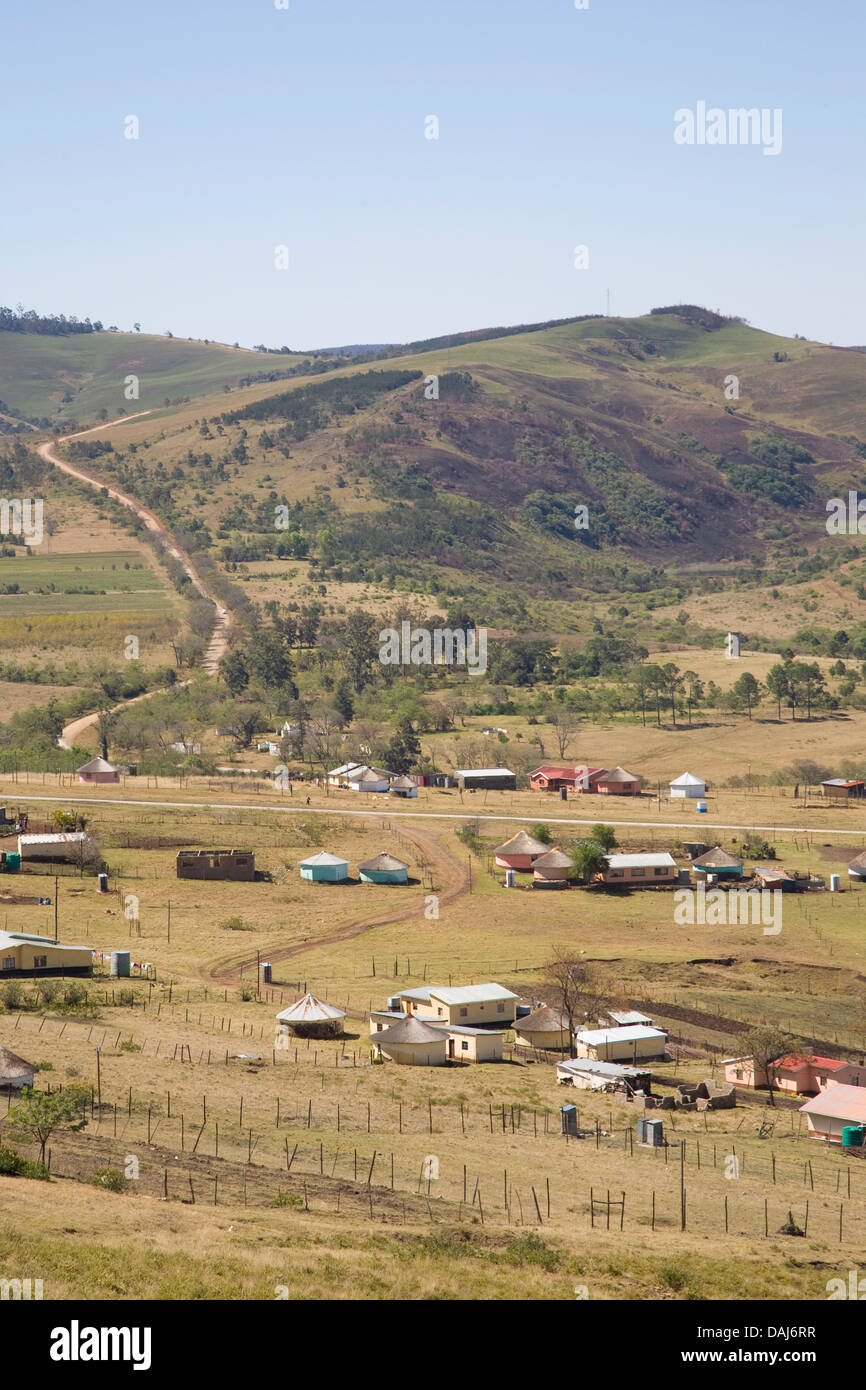 Rural areas on the back road from Harding through the Mtamvuna Valley ...