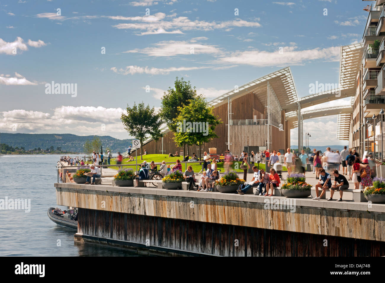 Tjuvholmen Icon Complex, Oslo, Norway. Architect: Renzo Piano Building ...