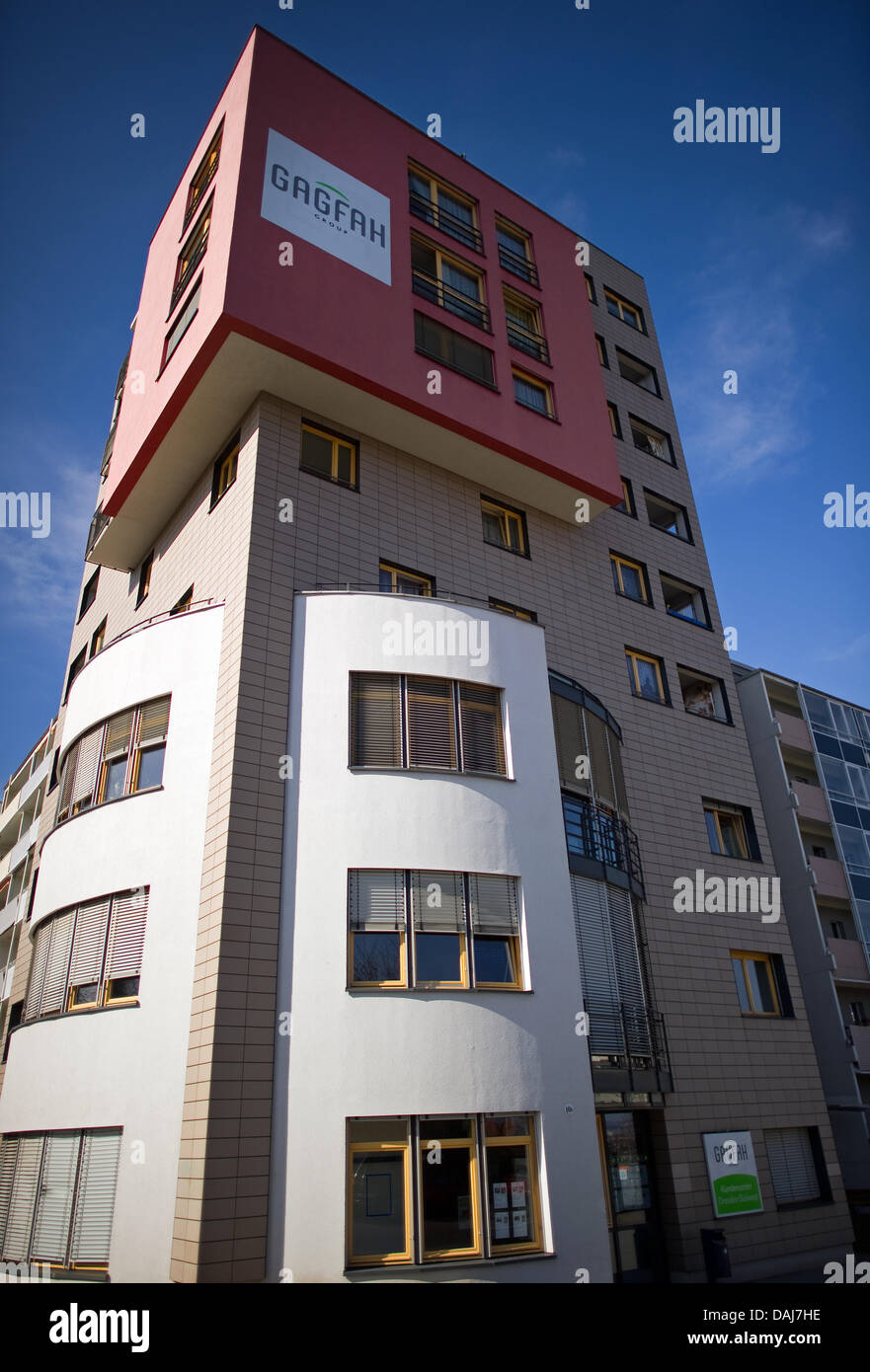 The picture shows a sign reading 'GAGFAH' at Gagfah's customers ...