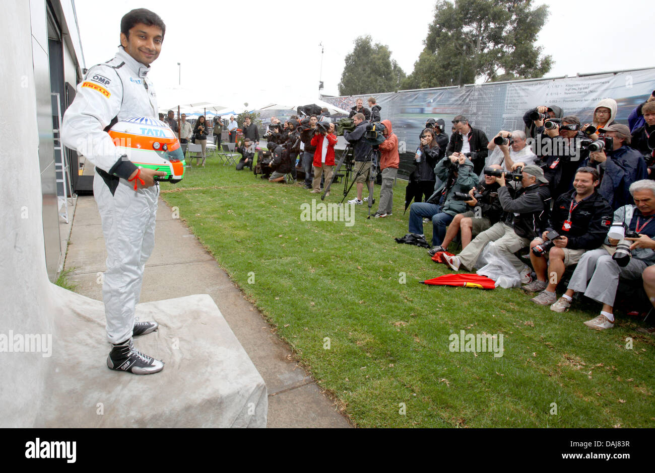 Indian formula one driver narain hi-res stock photography and images ...