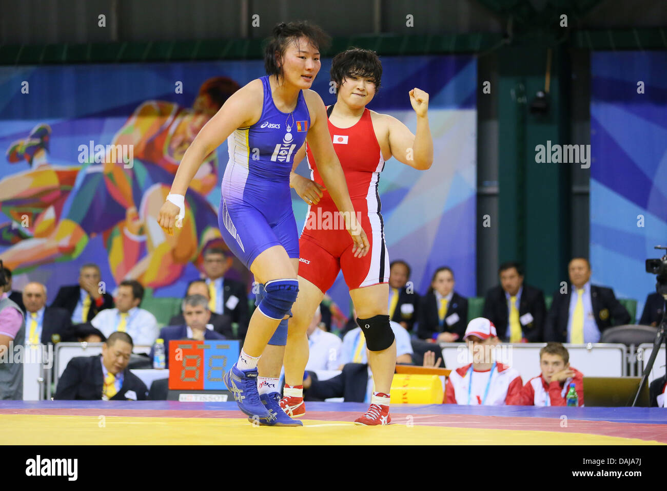 Kazan, Russia. 14th , 2013. (L to R) Ochirbat Nasanburmaa (MGL), Sara ...