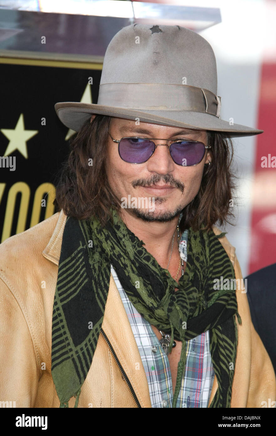 Actor Johnny Depp attends the ceremony honoring Spanish actress ...