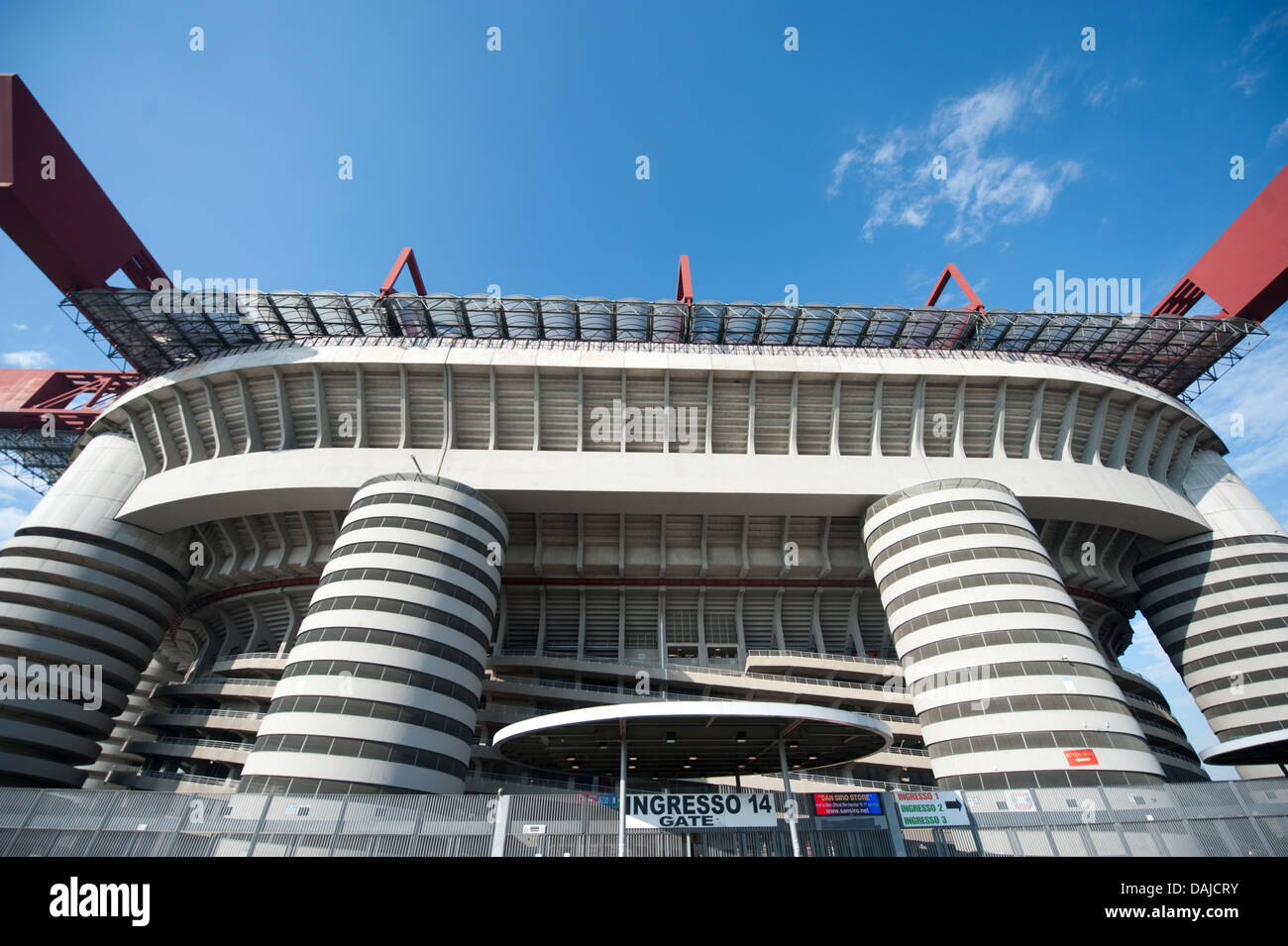 Meazza soccer stadium hi-res stock photography and images - Alamy