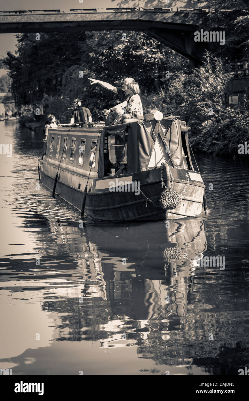 Monotone london lifestyle hi-res stock photography and images - Alamy