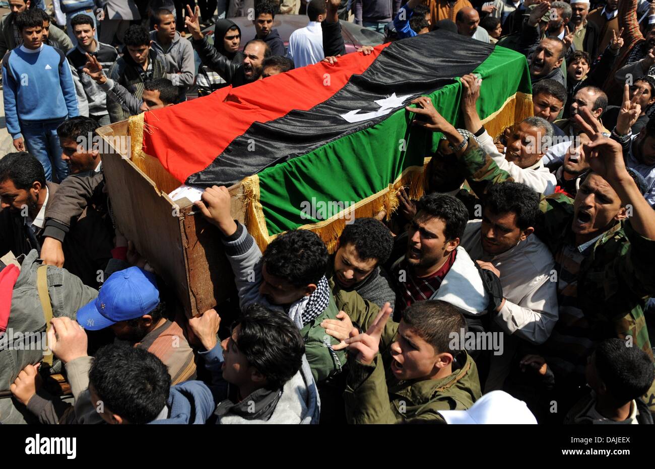 Thousands of people take part in Friday prayers and funeral services ...