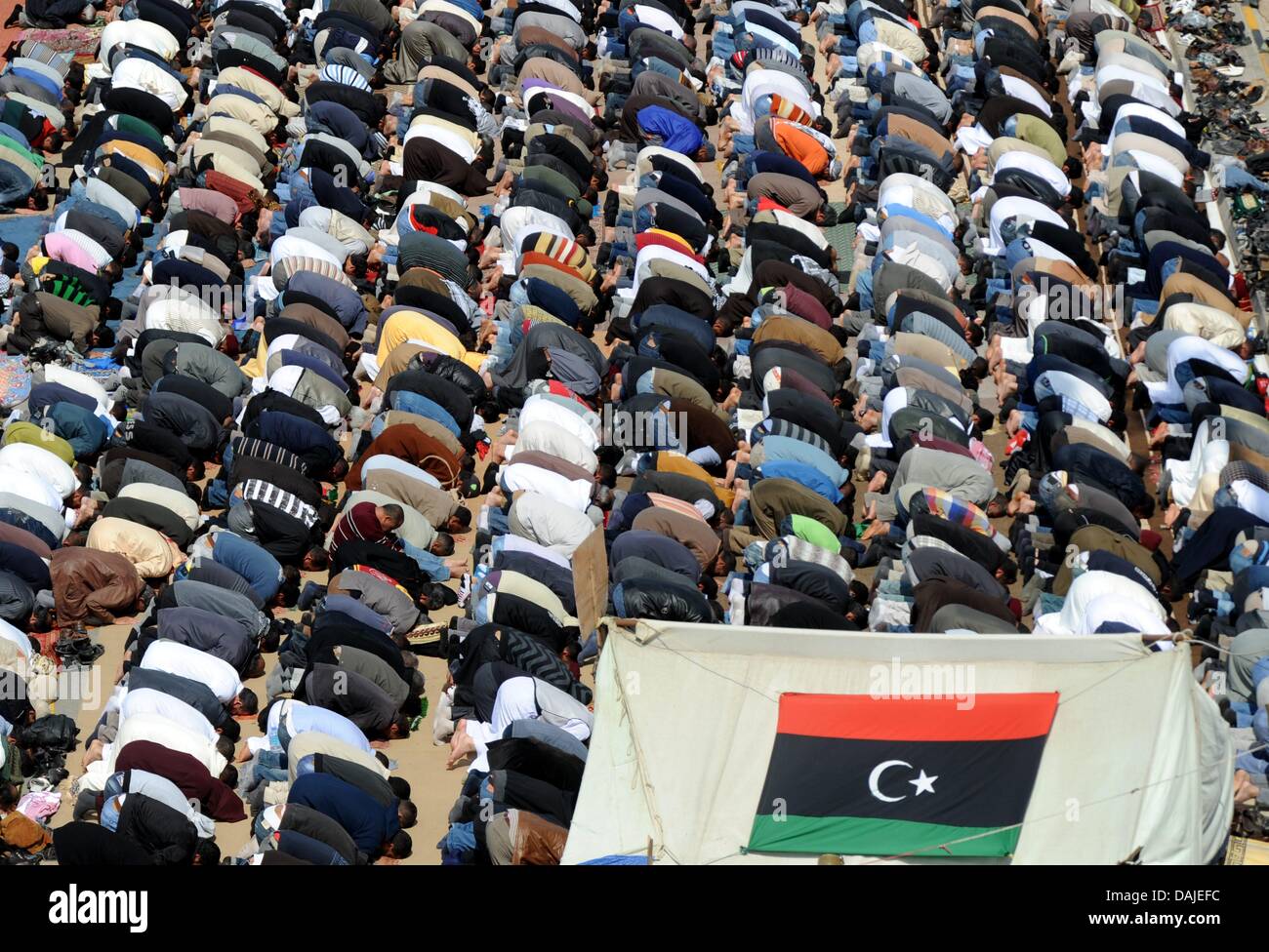 Thousands of people take part in Friday prayers and funeral services ...