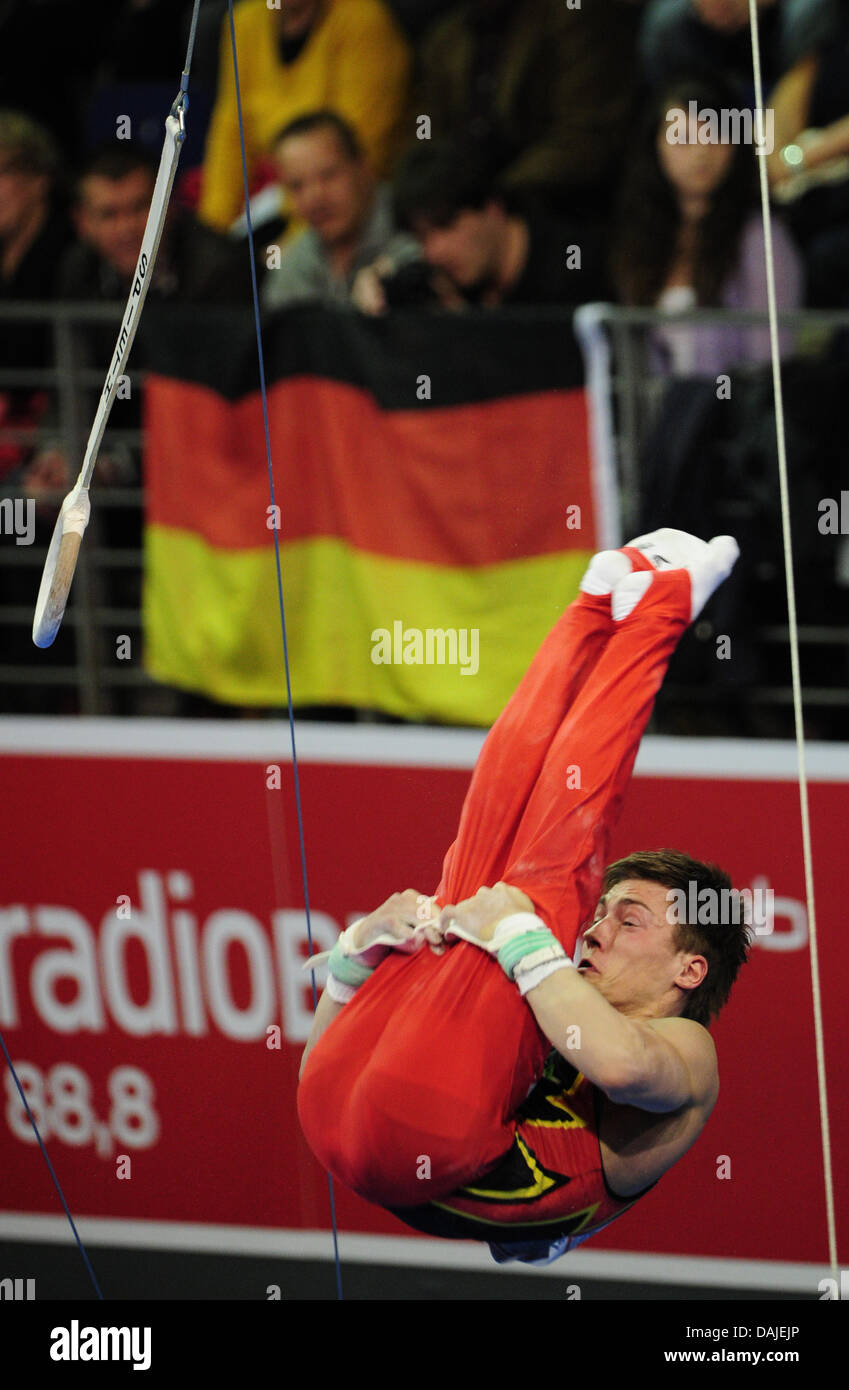 Boy gymnast rings hi-res stock photography and images - Alamy
