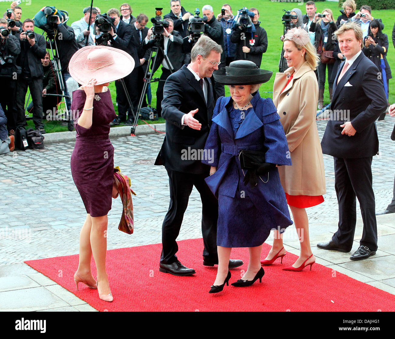 Federal president christian wulff m hi-res stock photography and images ...