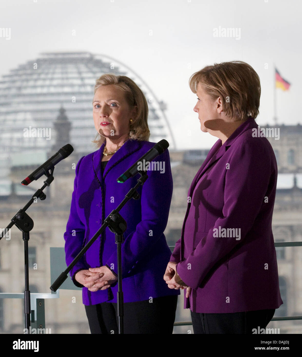 Female defence ministers hi-res stock photography and images - Alamy