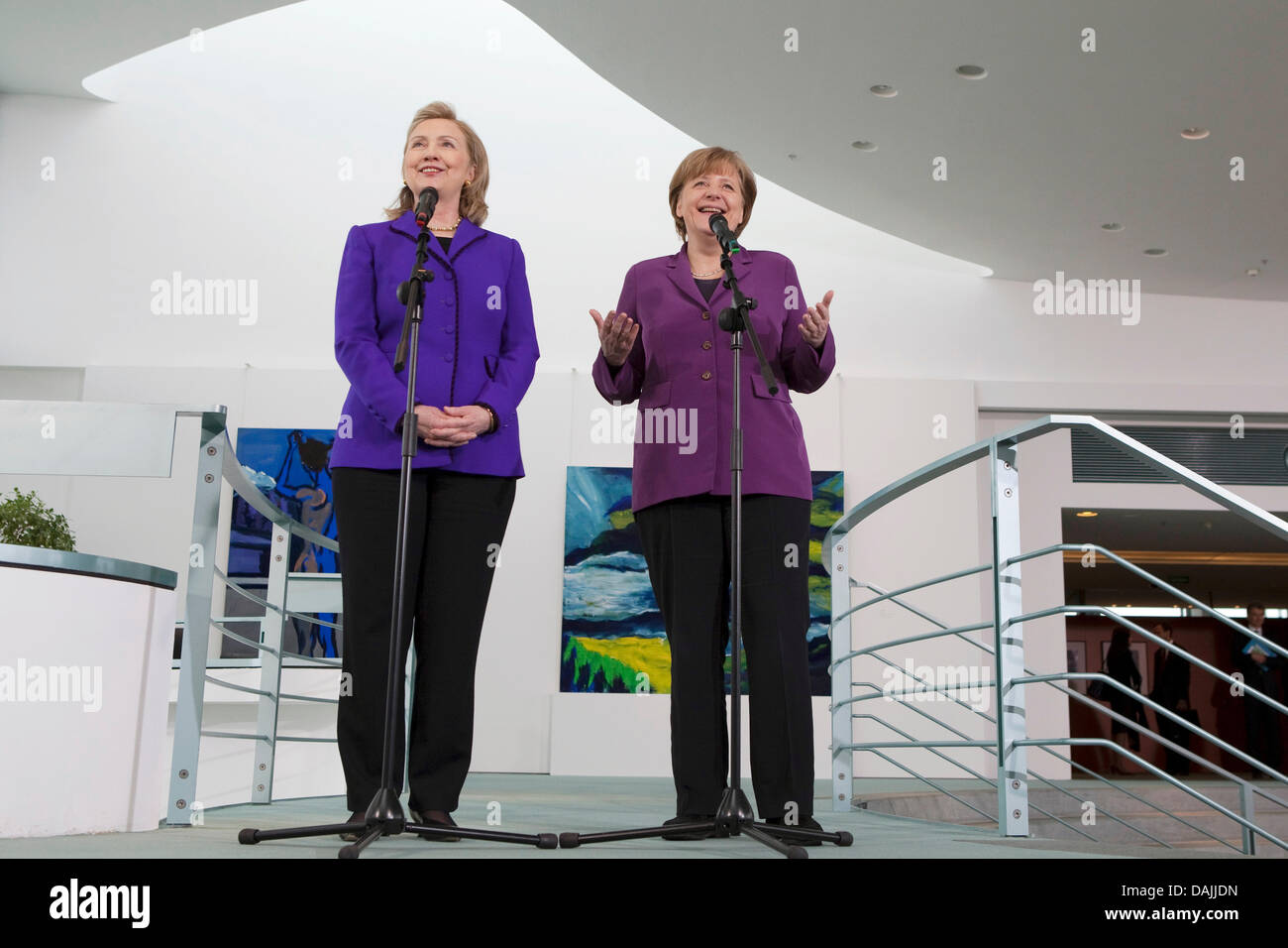 Female defence ministers hi-res stock photography and images - Alamy