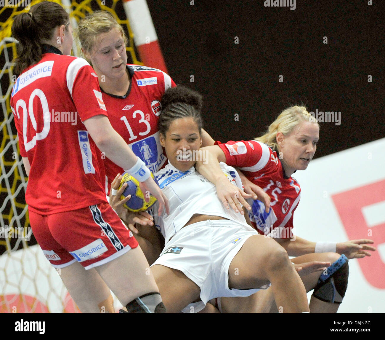 France's Nina Kanto (3rd from L) and Norway's Tine Stange (L-R), Marit ...