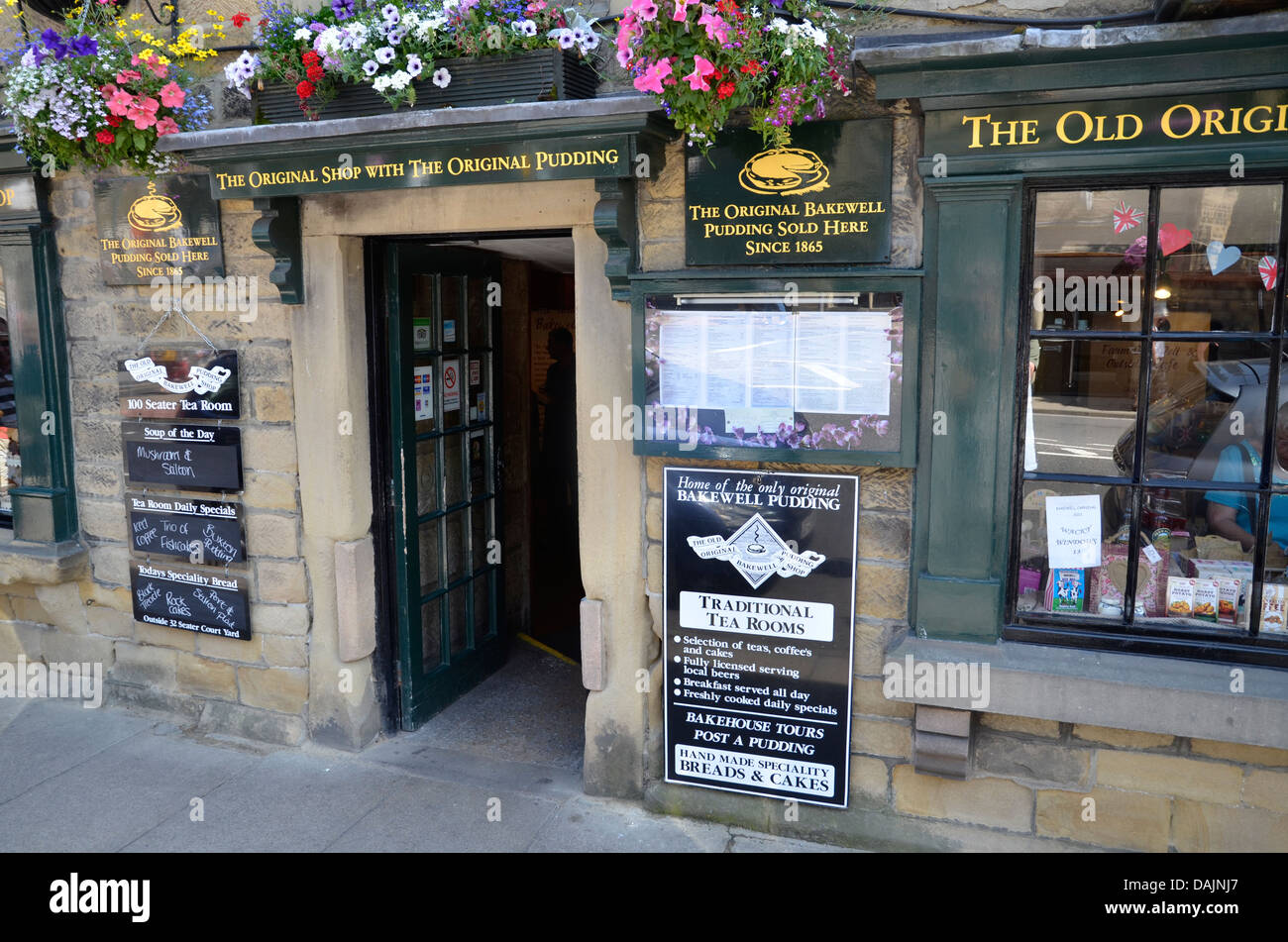 Bakewell tart derbyshire hi-res stock photography and images - Alamy