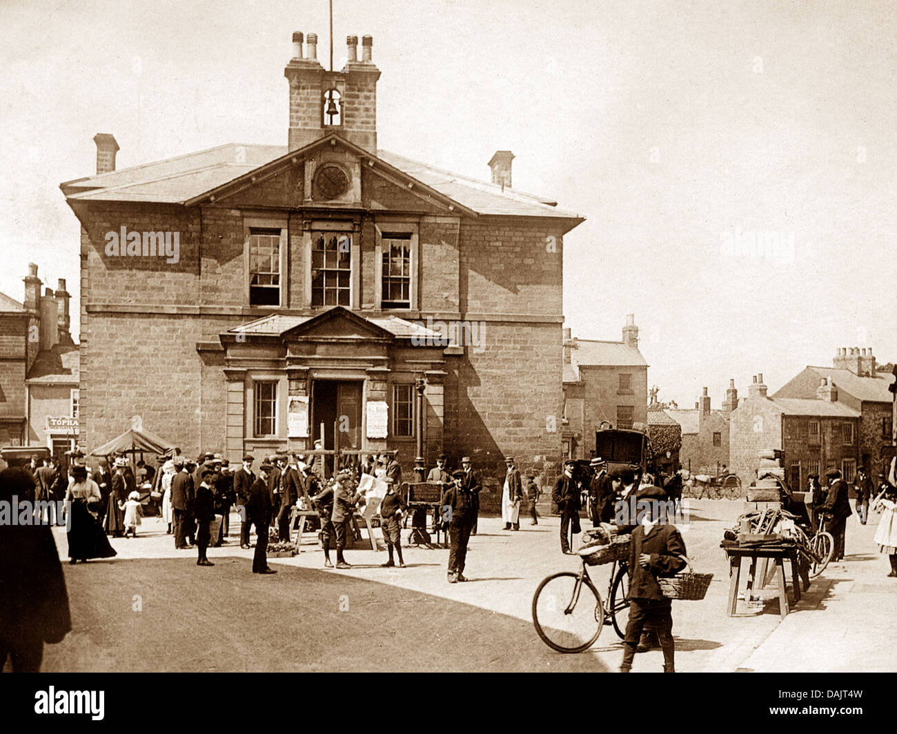 Wetherby town hall hi-res stock photography and images - Alamy