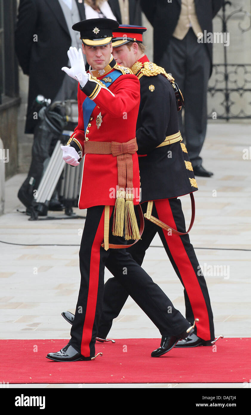 The groom Prince William (L) and his brother and groomsman Prince Harry ...