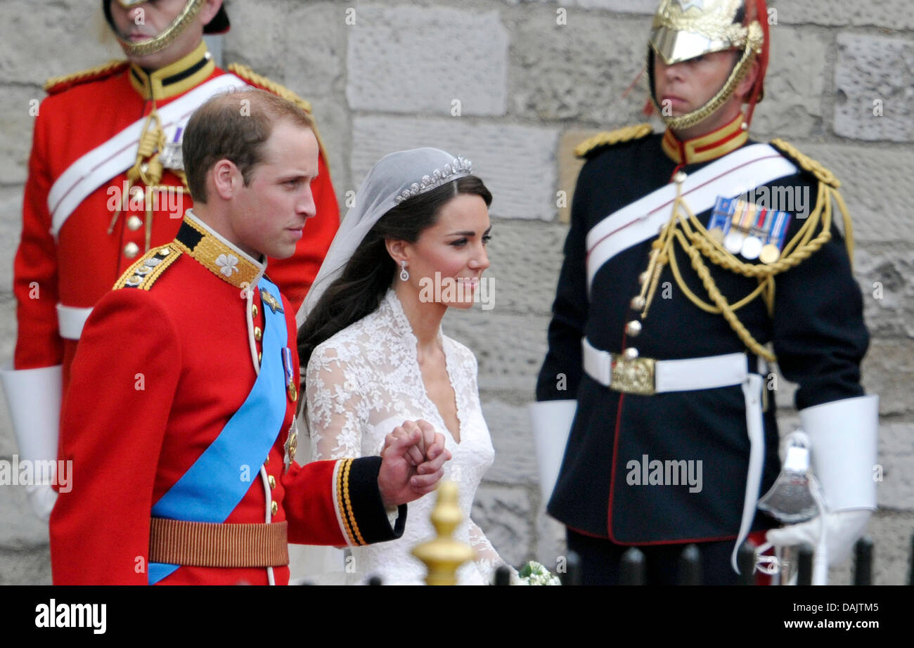 Prince William and Princess Catherine leave Westminster Abbey after ...