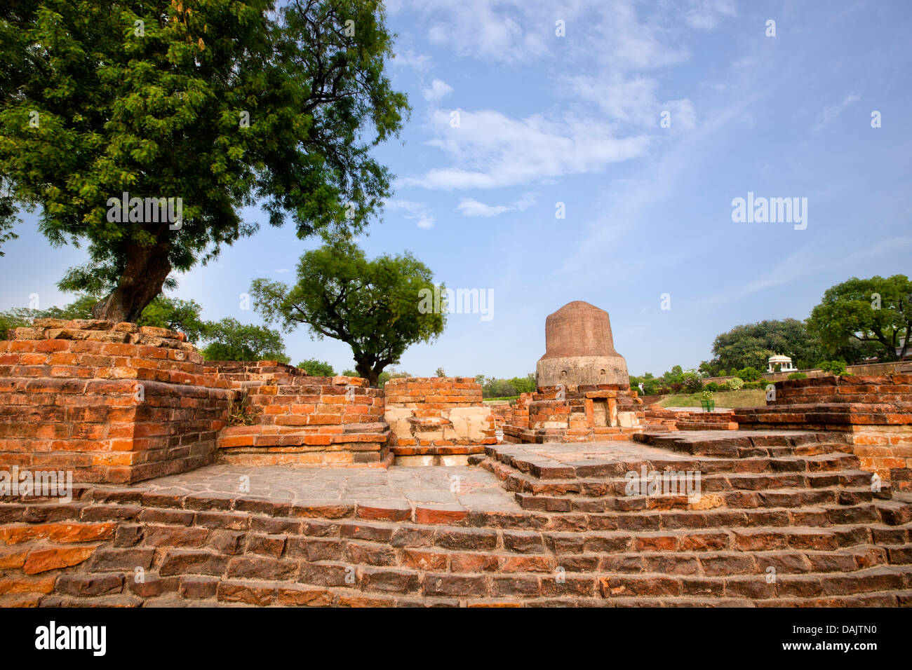 Ruins with stupa in the background, Dhamek Stupa, Sarnath, Varanasi ...