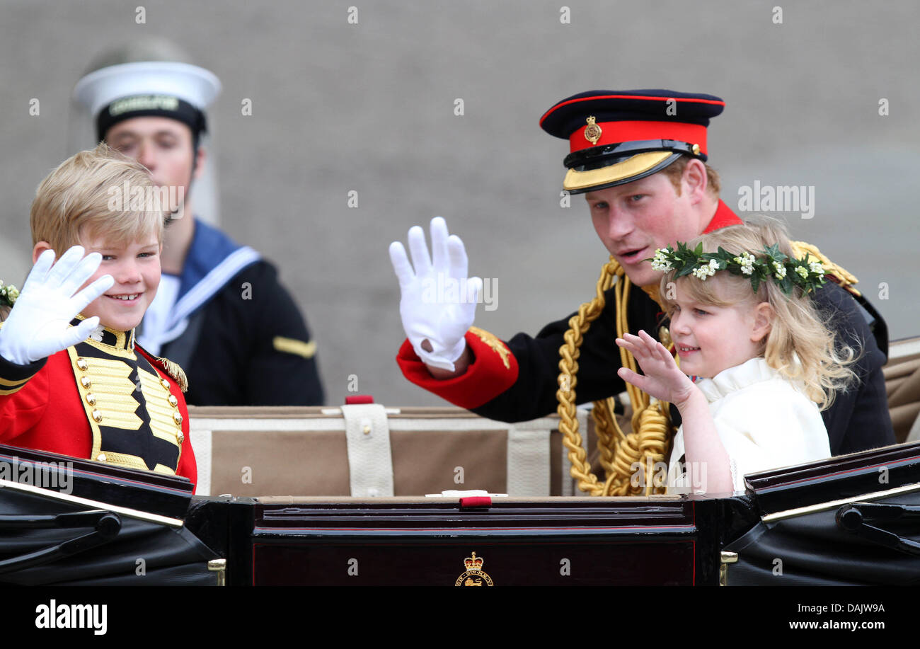 Prince Harry (back), Lady Louise Windsor and William Lowther-Pinkerton ...