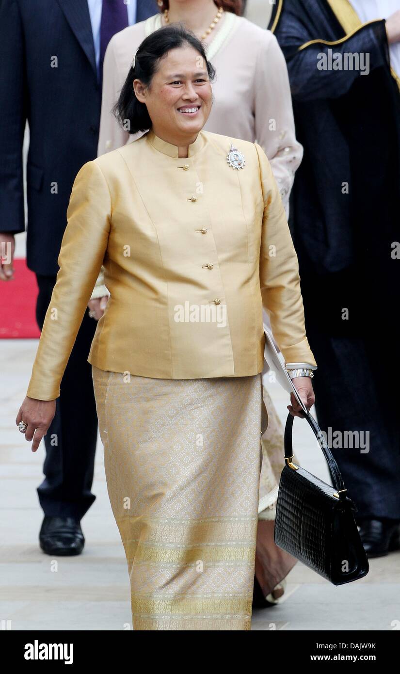 Princess Maha Chakri Sirindhorn of Thailand leaves Westminster Abbey ...