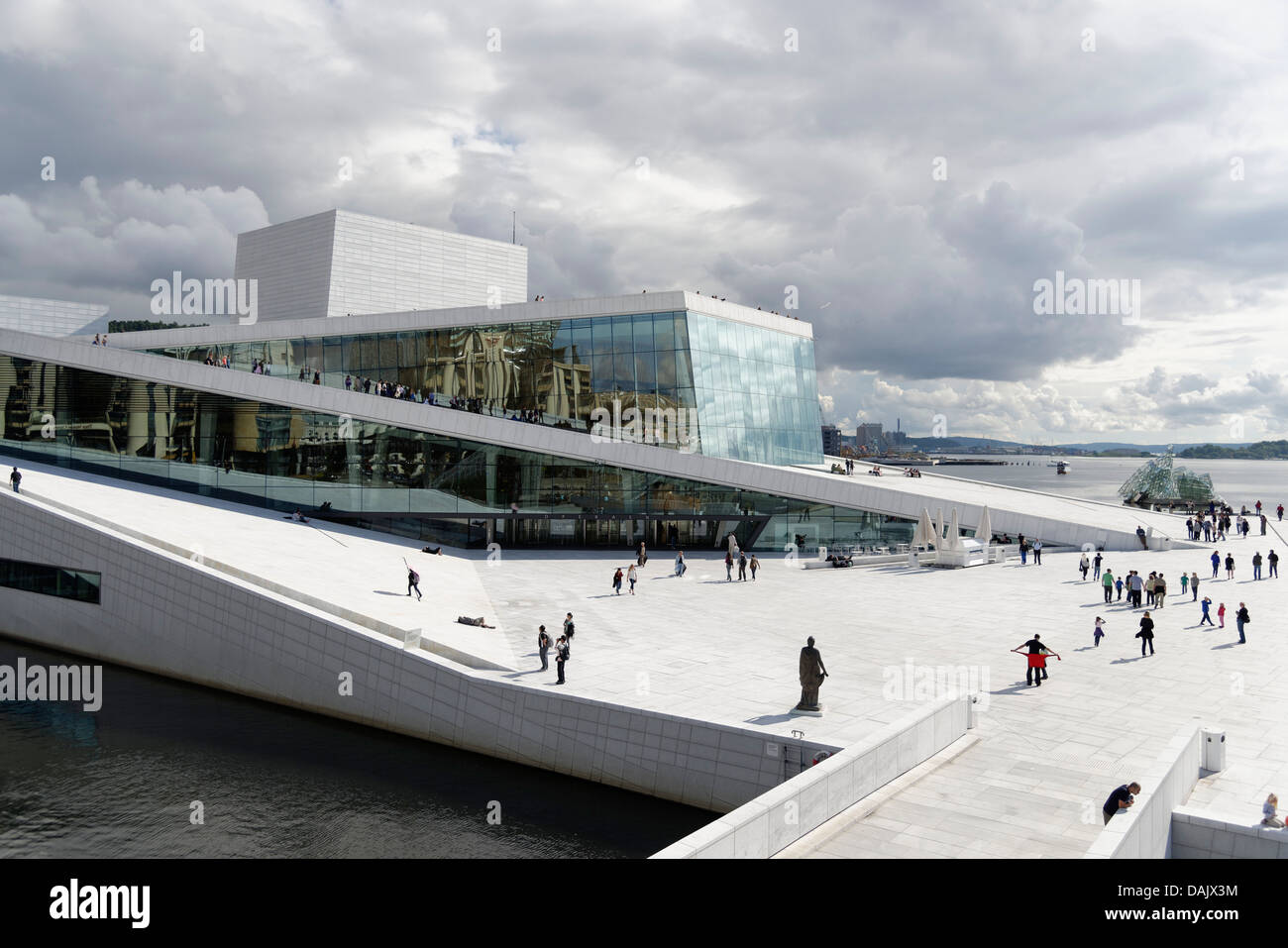 Oslo concert hall hi-res stock photography and images - Alamy