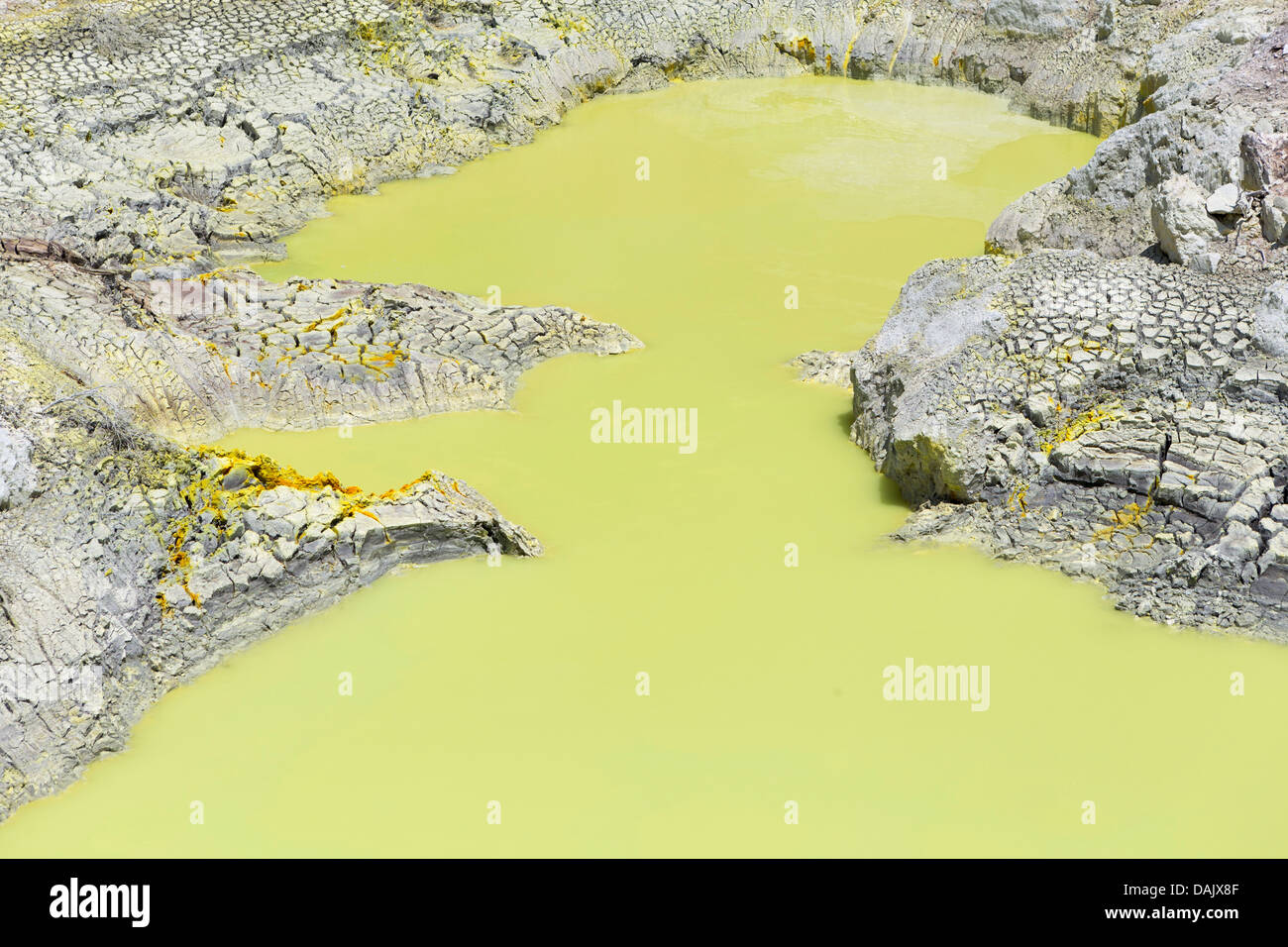 Sulfur water bath hi-res stock photography and images - Alamy