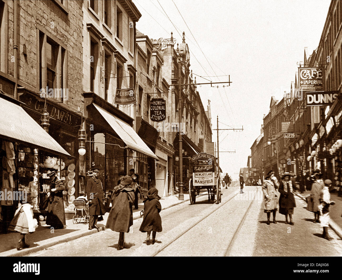 Leeming hi-res stock photography and images - Alamy