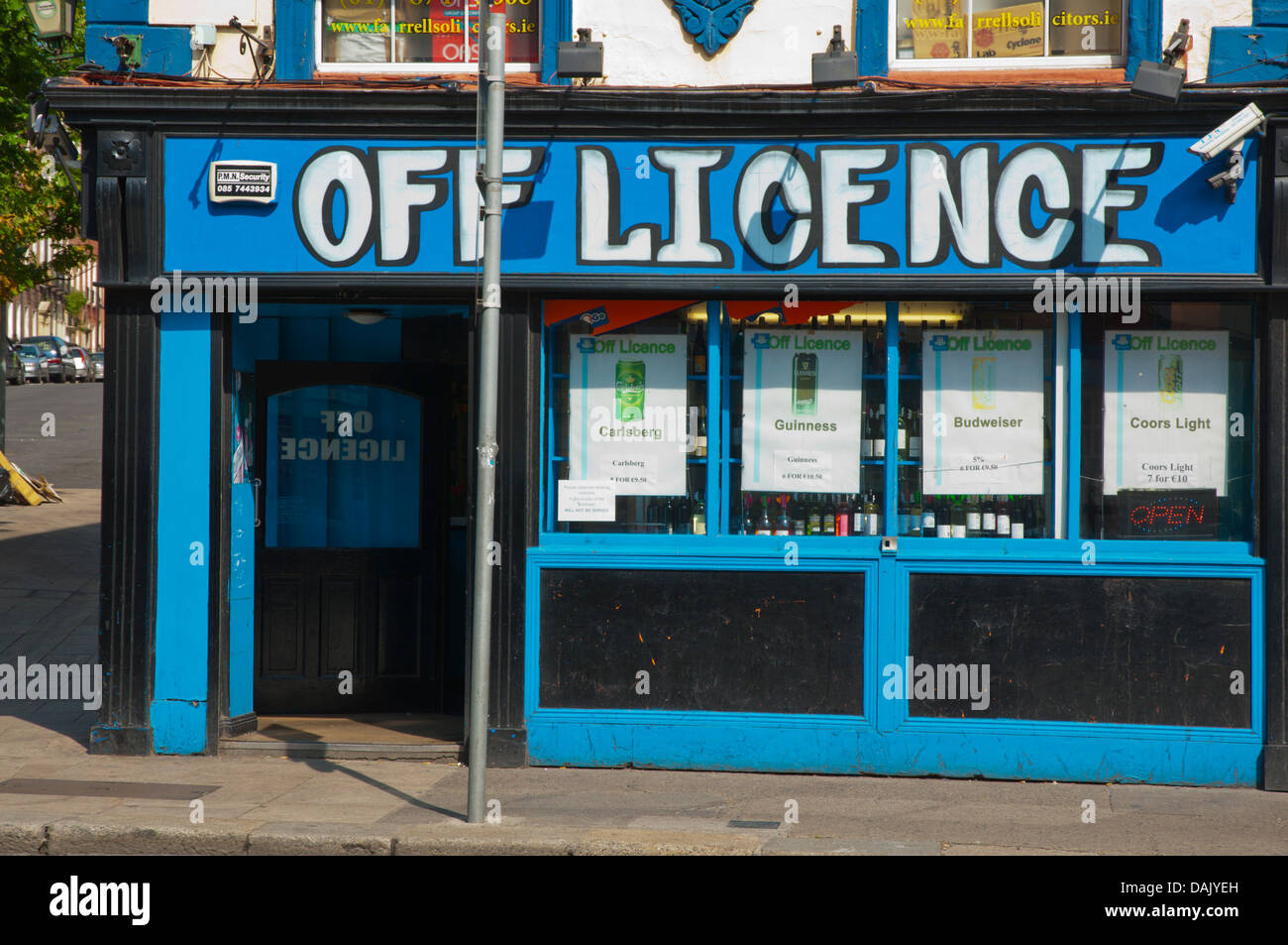 Off licence an alcohol beverage shop exterior Parnell street northside ...