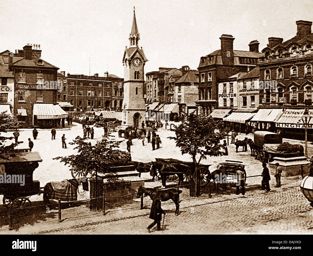 Aylesbury Market Square early 1900s Stock Photo - Alamy