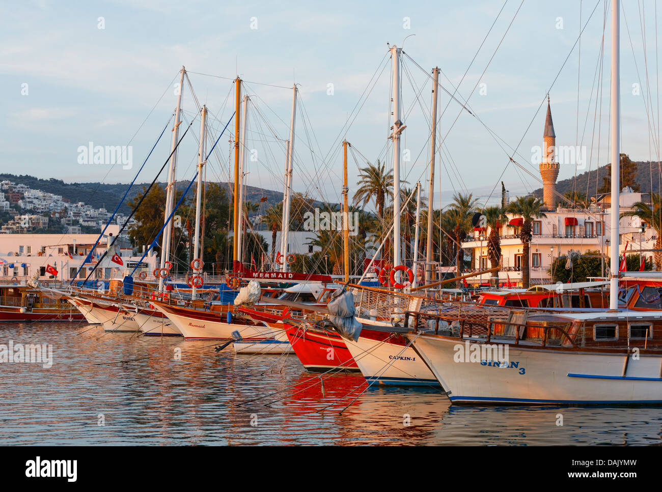 Boats in harbour minaret hi-res stock photography and images - Alamy