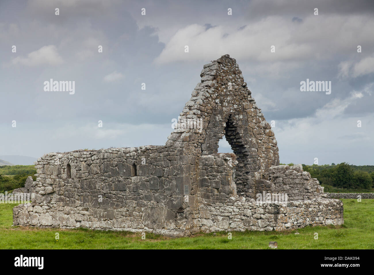Ruins of the Kilmacduagh Monastery Stock Photo - Alamy