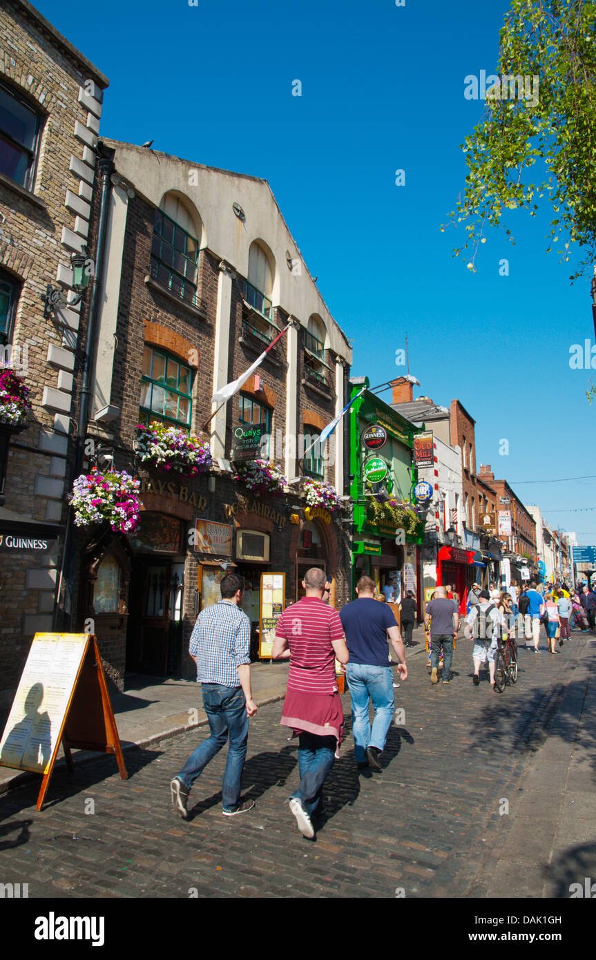 Temple bar dublin hi-res stock photography and images - Alamy