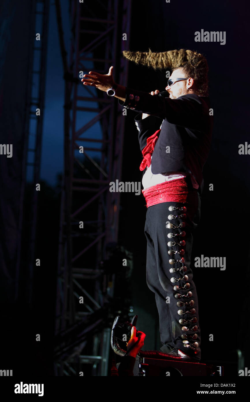 Finnish rock band leningrad cowboys hi-res stock photography and images ...